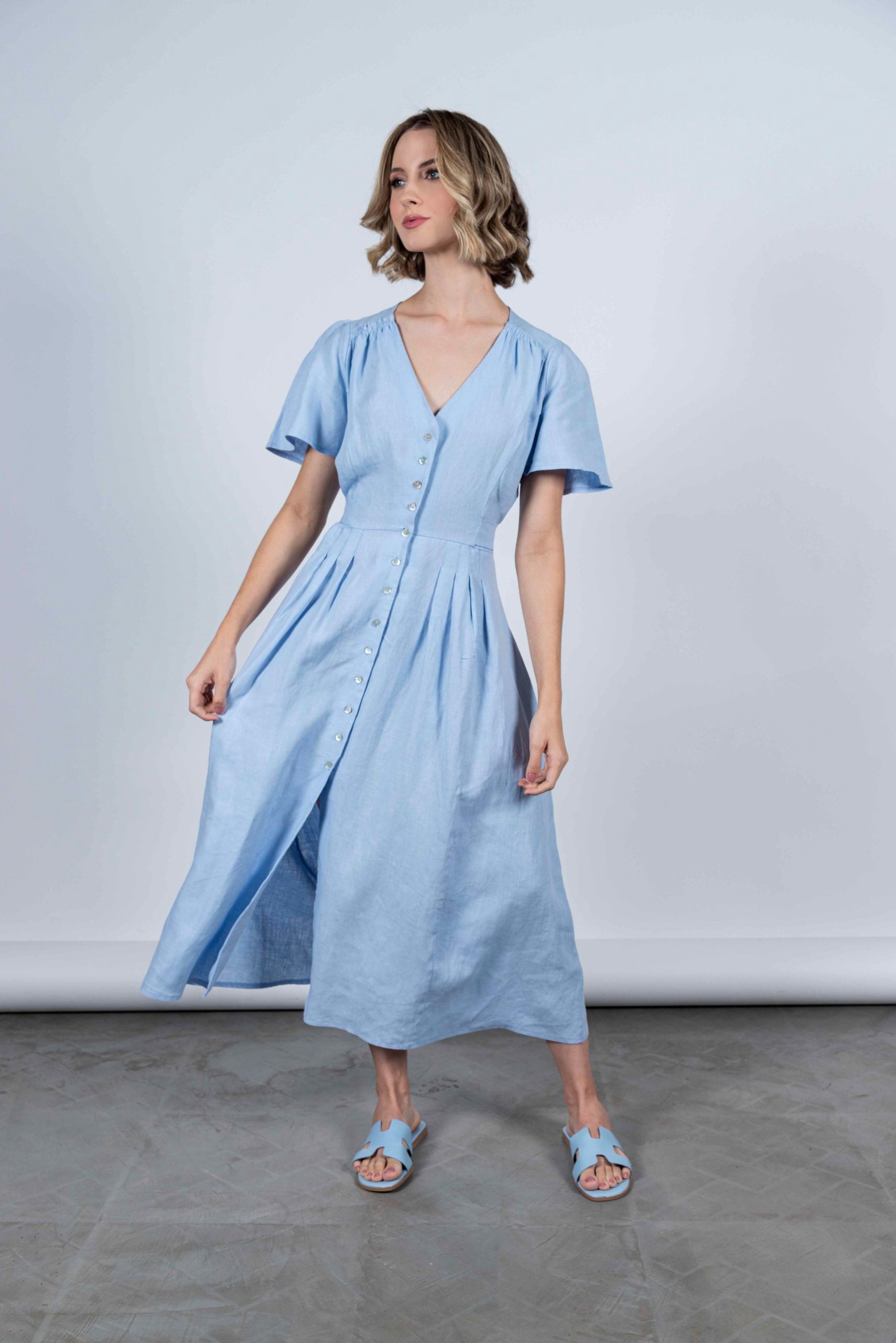 ALINA Plain Blue (Linen)